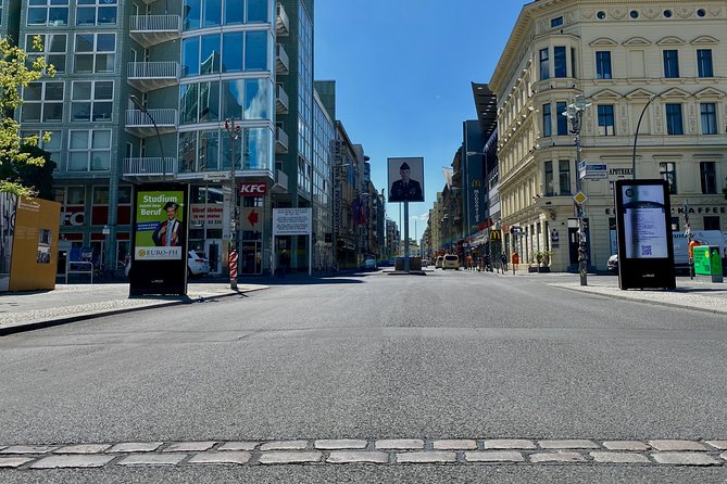 Cold War Berlin - Private Live Virtual Experience - FAQ