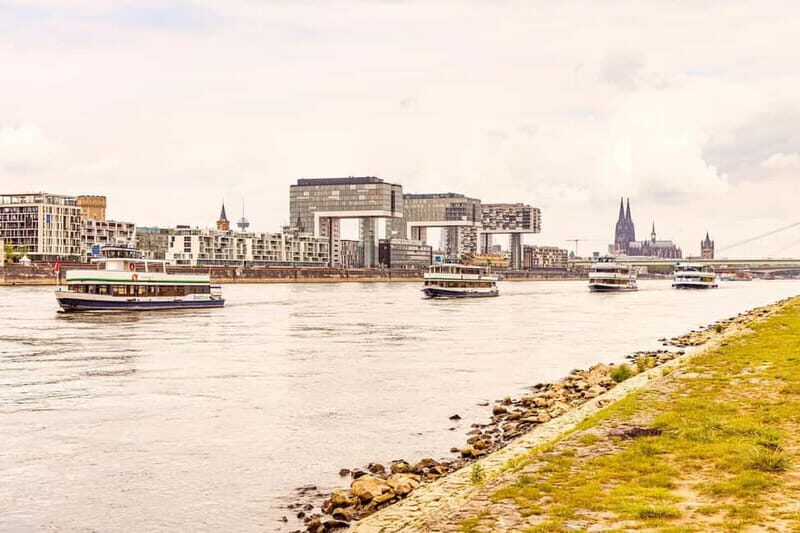 Cologne: 1-hour Rhine Cruise in Cologne - An In-Depth Look at the Rhine Cruise Experience