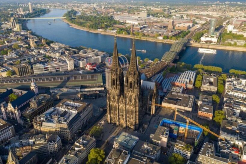 Cologne: Custom Private Walking Tour with a Local Guide - Why Consider a Private, Customizable Cologne Tour?