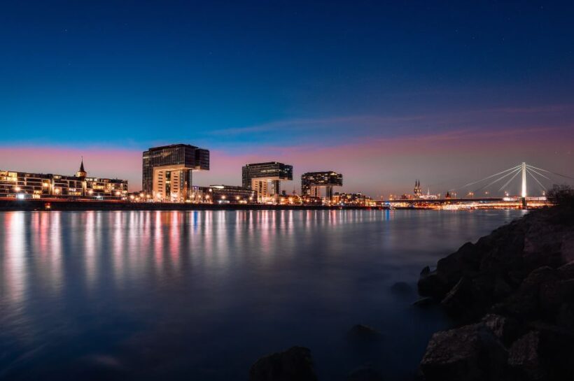 Cologne Highlights Privat Walking Tour & Panoramic boat trip - FAQs