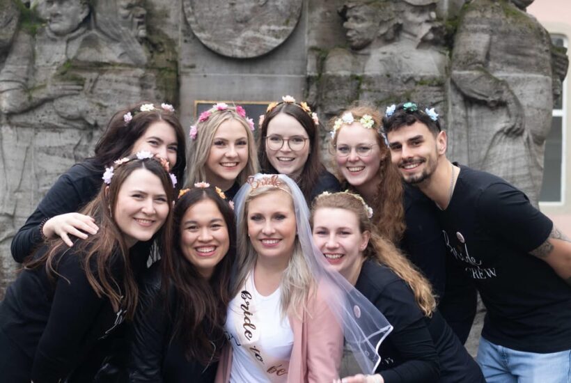 Cologne: JGA Tour in der Altstadt mit Fotoshooting - What to Expect from Your Cologne Photoshoot Tour