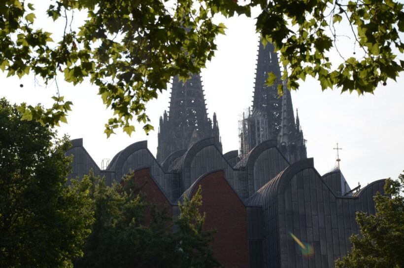 Cologne: Private Guided Walking tour - The Experience: Authentic and Engaging
