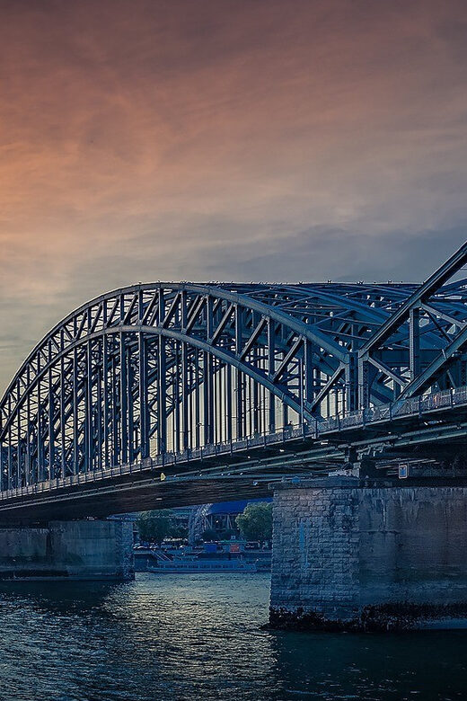 Cologne: Private Tour with a Local - Who Is This Tour Best For?