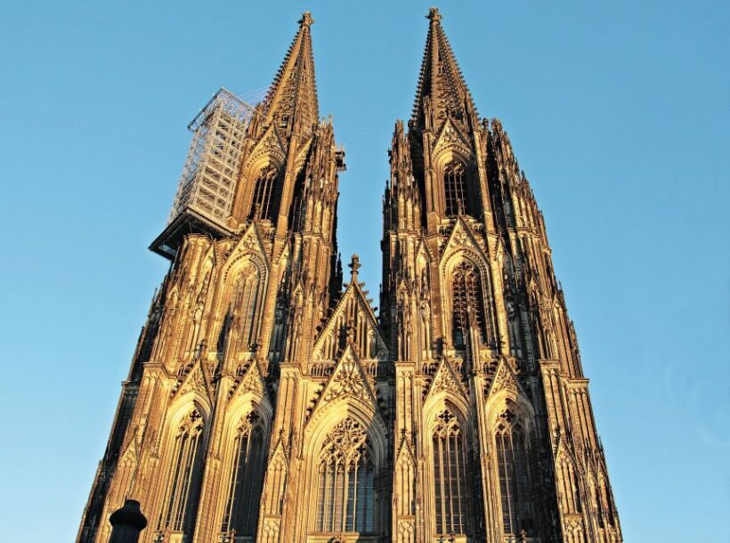 Cologne: Private Walking Tour of City Center - Authentic Experiences & Hidden Gems