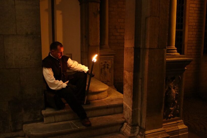 Cologne: The Night Watchman Old Town Walking Tour in German - Cologne: The Night Watchman Old Town Walking Tour in German – An Authentic Nighttime Stroll Through History