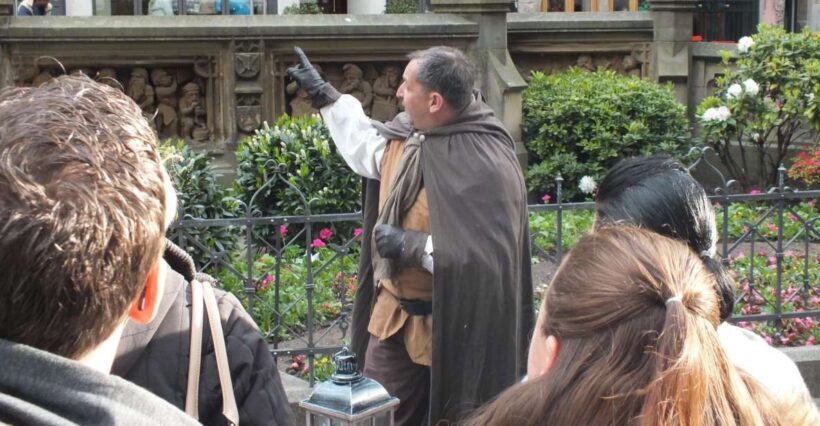 Cologne: The Night Watchman Old Town Walking Tour in German - Key Points