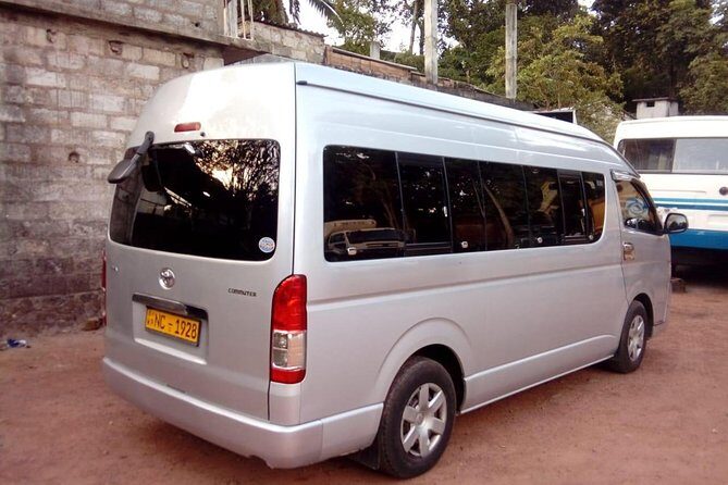 Colombo Airport Arrival Transfers From Colombo Airport to Arugambay - The Vehicle and Service Quality