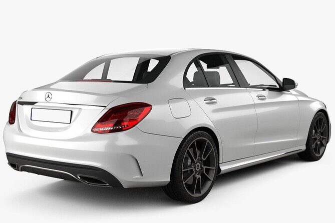 Colombo Airport (CMB) to Colombo City Private Transfer by Mercedes Benz E300 - Key Points