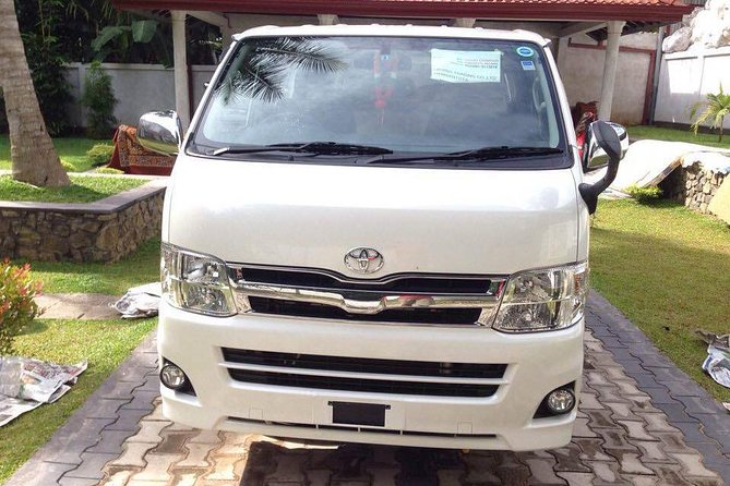 Colombo Airport to Colombo Hotel One Way Drop - Private Transfer - Key Points