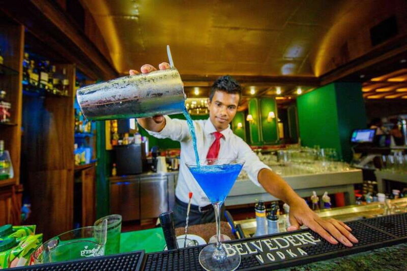 Colombo: Beer Tower and Tapas at Dutch Hospital &Co Pub - Authentic Experiences and Authenticity