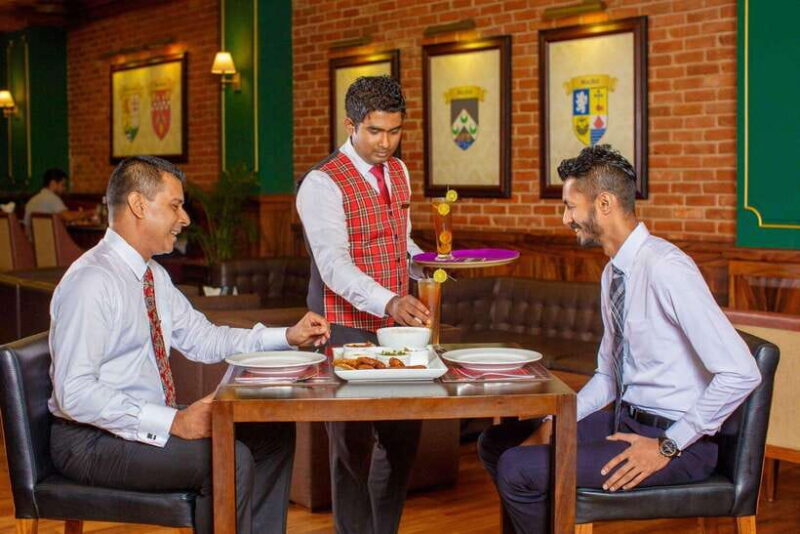 Colombo: Beer Tower and Tapas at Dutch Hospital &Co Pub - Who Will Enjoy This Experience?