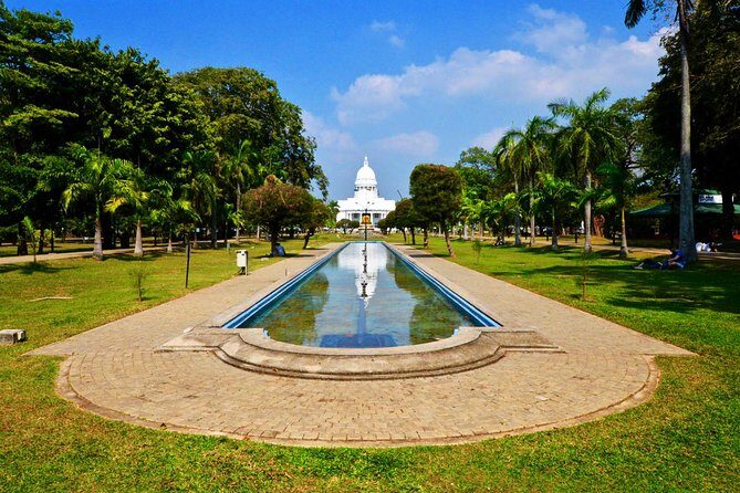 Colombo City Drive by Bookingmart Holidays Pvt Ltd - What to Expect from the Colombo City Drive