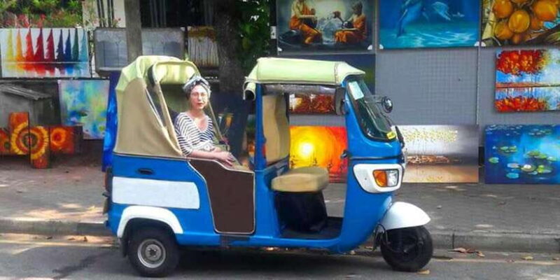 Colombo: City Street Food Tour by Tuk Tuk - Exploring Pettah’s Market: The Heartbeat of Local Life