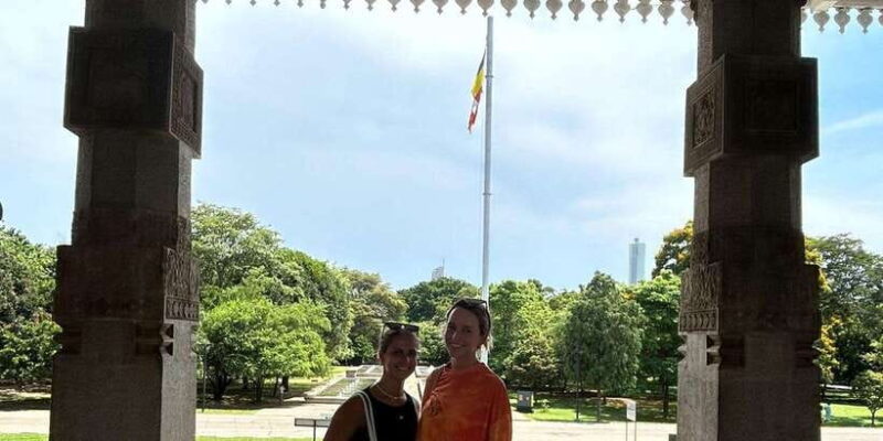 Colombo: City Tour by Tuk Tuk with Pickup - All Inclusive - The Pros and Cons