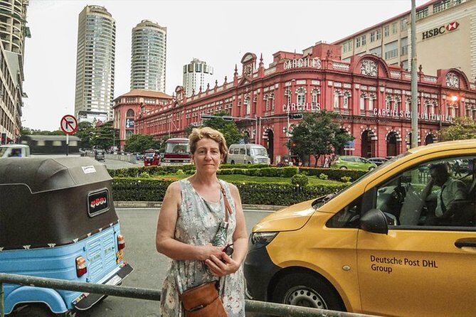 Colombo City Tour from Ahungalla - Stop 5: Gangaramaya (Vihara) Buddhist Temple