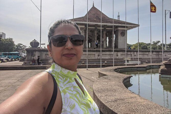 Colombo City Tour Transportation (Sight-seen & Shopping Transport) Day Tour - What Makes This Tour Special