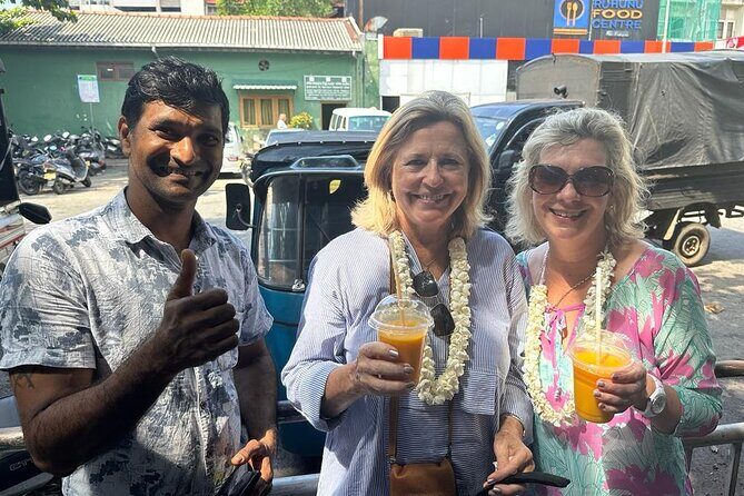 COLOMBO CITY Tour TUK Morning Evening (Private tour) - Iconic Landmarks and Local Flavor