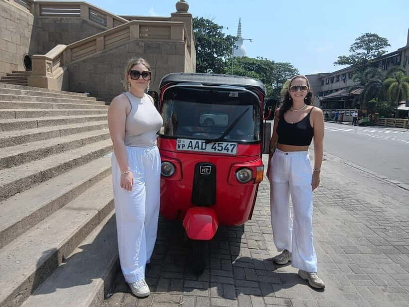Colombo: Highlights of City Tour by Tuk-Tuk with Pickup - Key Points