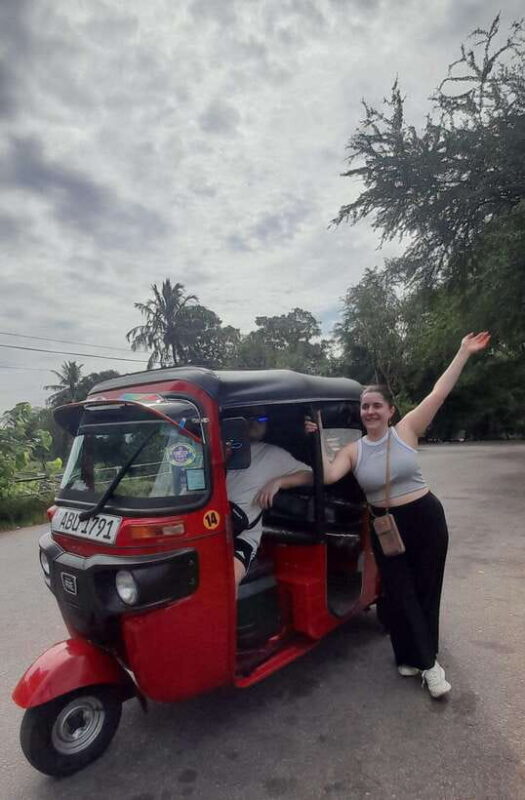 Colombo: Local Guide with Colombo City Tour by Tuk Tuk - The Itinerary Breakdown