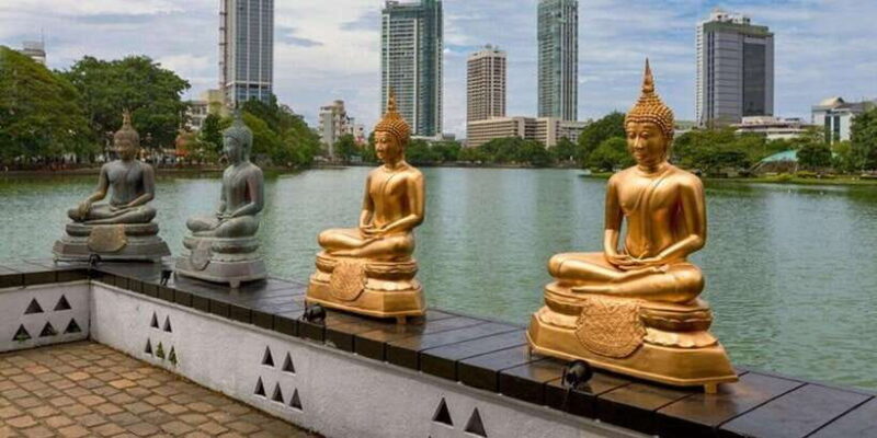 Colombo: Must-see Private Walking Tour - Key Points