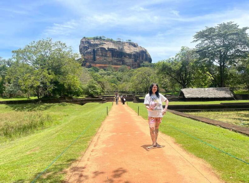Colombo/Negombo: Sigiriya, Dambulla, and Minneriya Safari - Discovering Sri Lanka’s Treasures: Sigiriya, Dambulla, and Minneriya Safari Tour