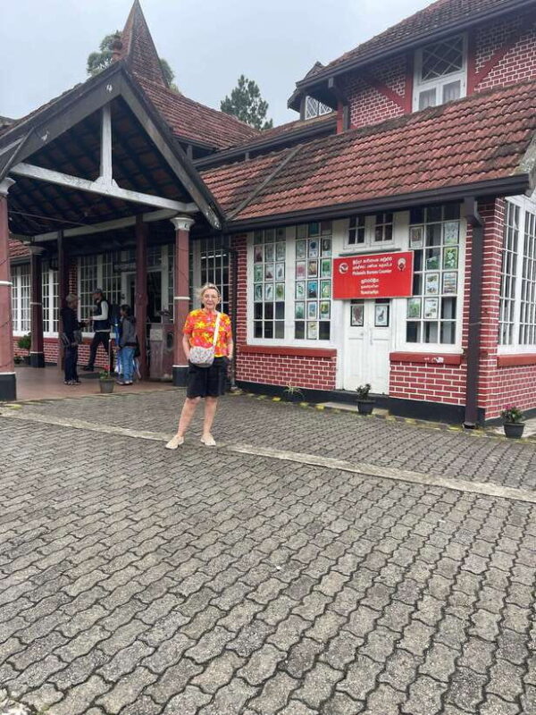 Colombo: Nuwara Eliya: Tea Gardens,Colonial Charm & High Tea - Return Trip: From Nuwara Eliya back to Colombo or Negombo