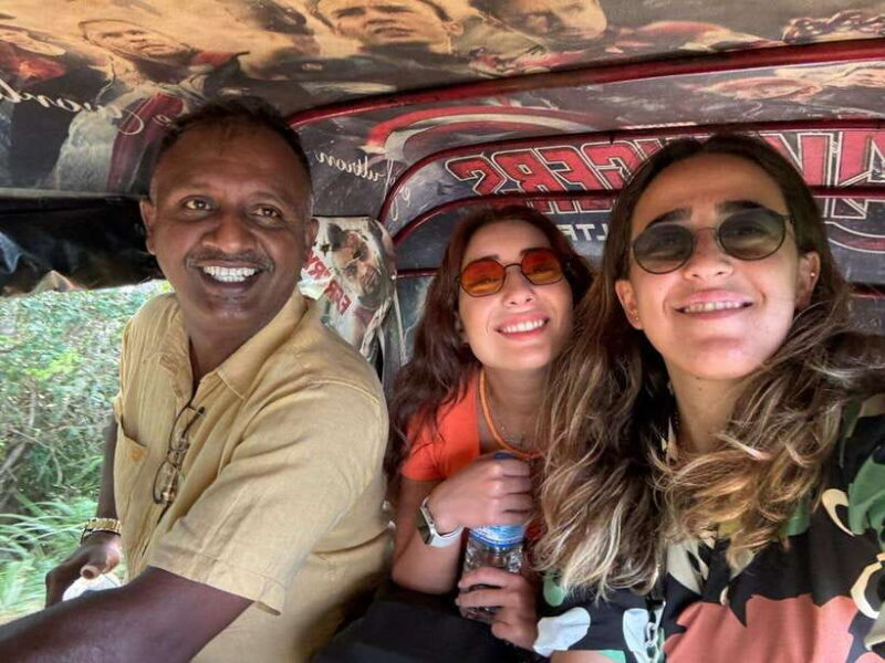 Colombo: Private City Tour by Car with Hotel Transfers - Exploring Colombo: A Private Car Tour with Hotel Transfers