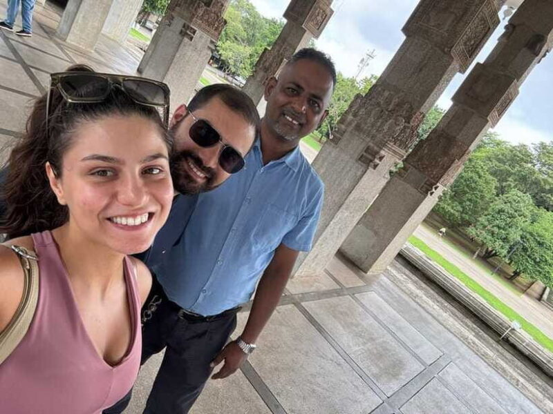 Colombo: Private City Tour by Car with Hotel Transfers - Who Should Consider This Tour?