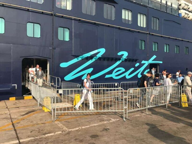 Colombo: Sightseeing Tour, Beach, and Kelaniya Temple Day - What Travelers Say