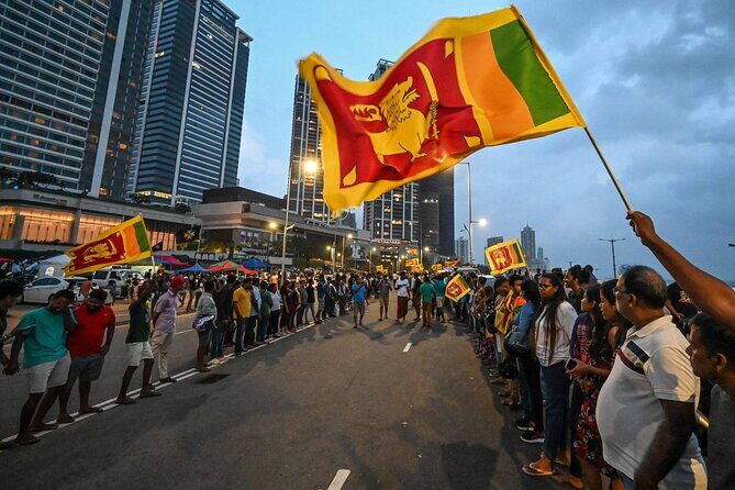 Colombo Social and Political Walk - What to Expect at Each Stop