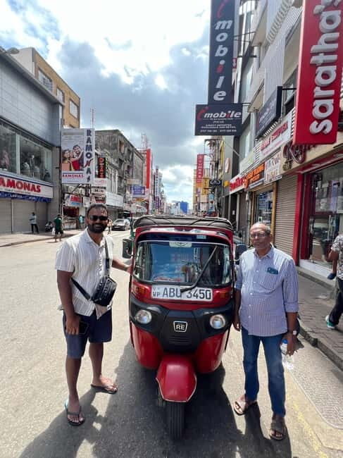 Colombo: Street Food Tour with Sightseeing by Tuk-Tuk - Key Points