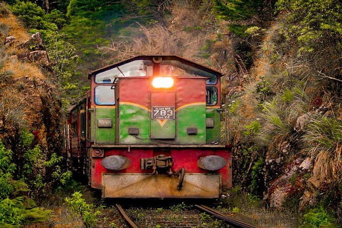 Colombo to Ella train ride on (Train No: 1015 "Udarata Menike") - Key Points