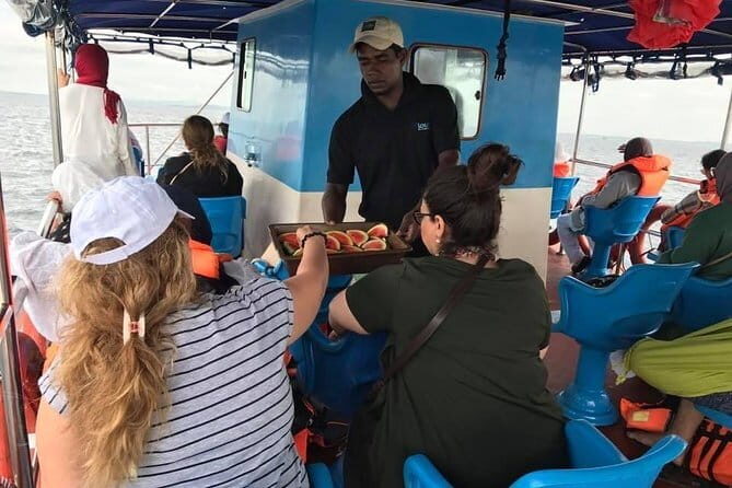 Colombo to Galle All Inclusive Private Day Tour - Authentic Experiences and Local Flair