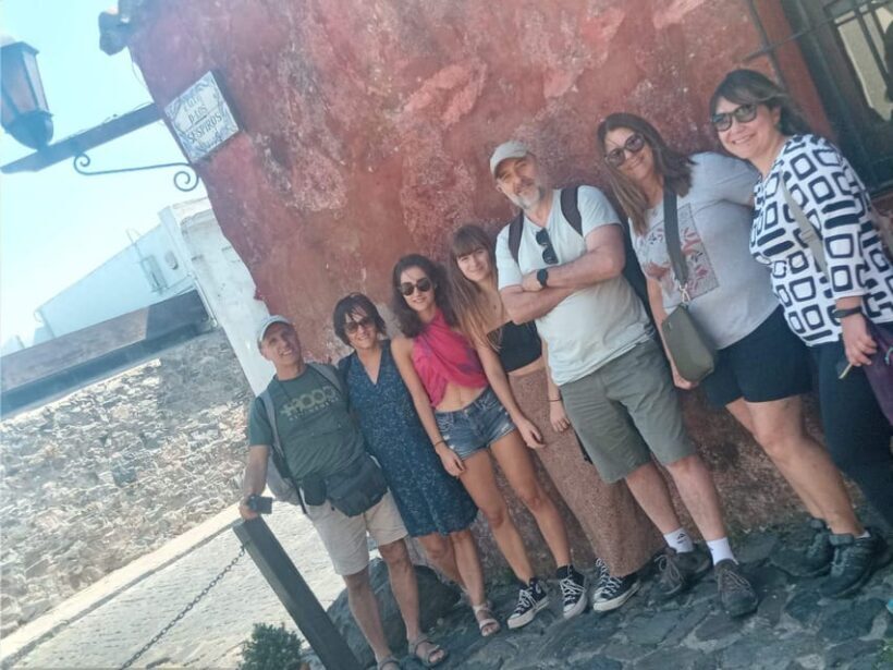 Colonia del Sacramento: Top-Rated Shared Walking Tour - Authenticity and Authentic Experiences