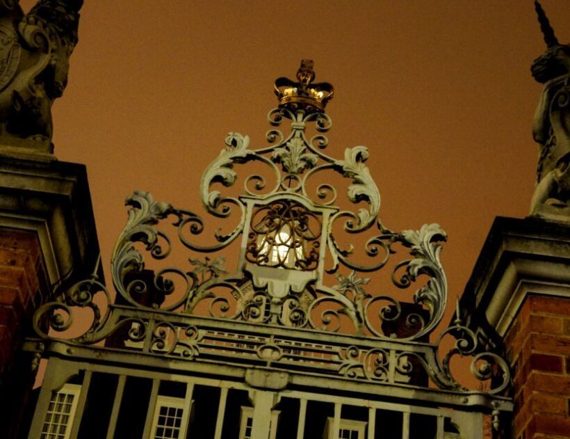 Colonial Ghosts: Ghostly Whispers of Williamsburg Ghost Tour - Frequently Asked Questions