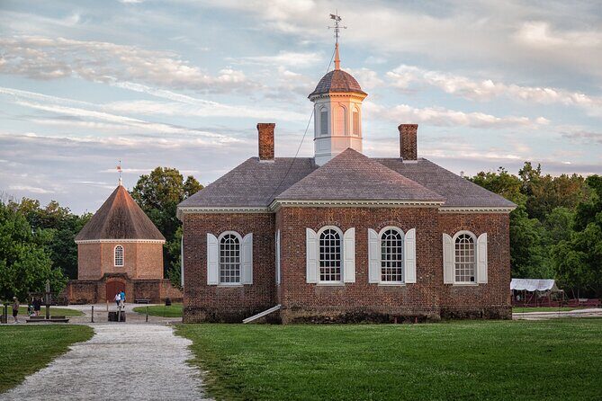 Colonial Williamsburg Wander: A Journey Through Time - The Sum Up