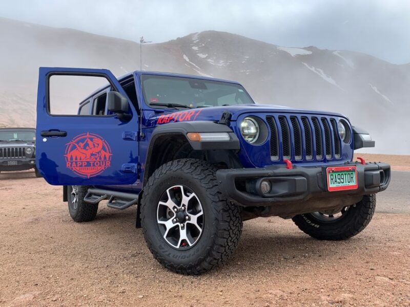Colorado Springs: Garden of the Gods Luxury Jeep Tour - The Guide Experience