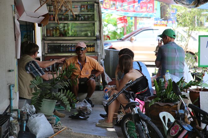 Colors of Damnoen Saduak from Bangkok - Frequently Asked Questions