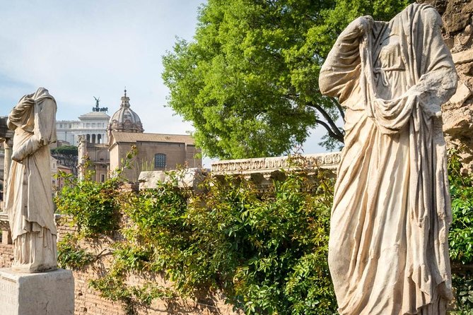 Colosseum and Roman Forum Small Guided Group - Experiencing the Ancient Wonders