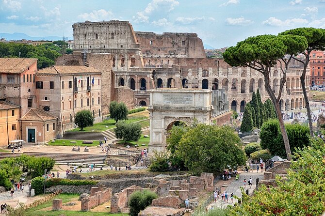 Colosseum Arena Private Tour With Ancient City of Rome - Exploring the Colosseum