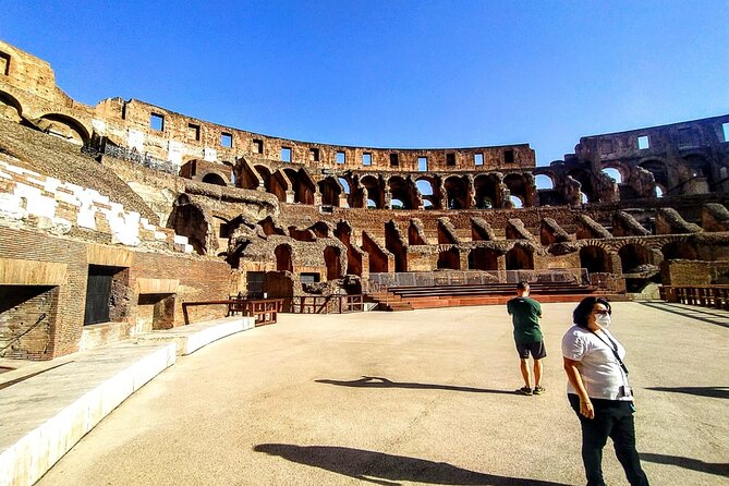Colosseum Arena & Roman Forum Guided Tour - Exploring the Colosseum