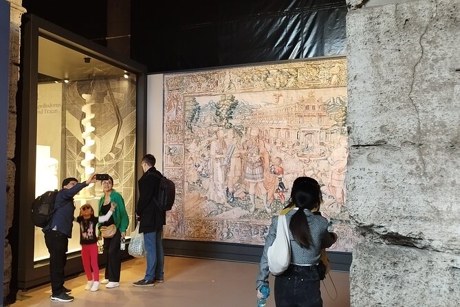 Colosseum Express ARENA FLOOR - Semi Private 7 Pax / Group Tour - What to Expect on the Colosseum Express Tour