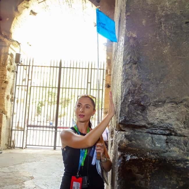 Colosseum, Forum & Palatine Hill Guided Walking tour - Key Points