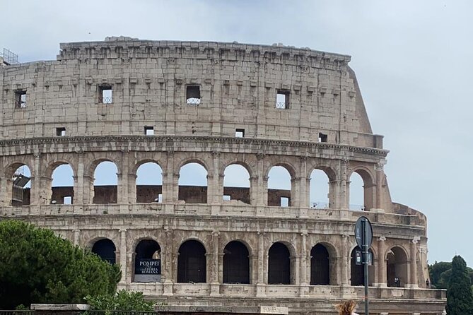 Colosseum Guided Tour - Insights Into History and Architecture