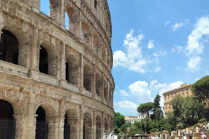 Colosseum Guided Tour in Rome - FAQs