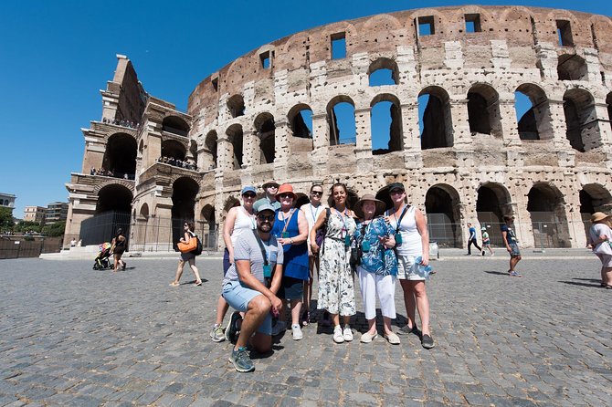 Colosseum Private Tour With Roman Forum & Palatine Hill - Exploring the Roman Forum