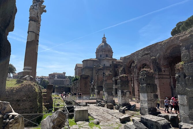 Colosseum & Roman Forum Semi-Private Tour - Meeting Point Details: Starting Your Adventure