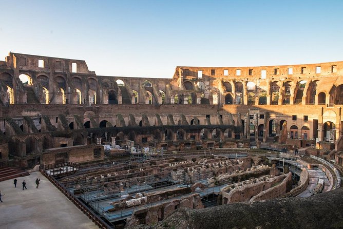 Colosseum Tour for Kids With Caesars Palace & Roman Forums - Exploring the Colosseum
