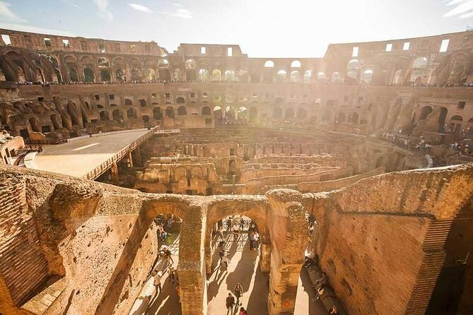 Colosseum With Arena & Roman Forum Guided Tour - Exploring the Iconic Colosseum
