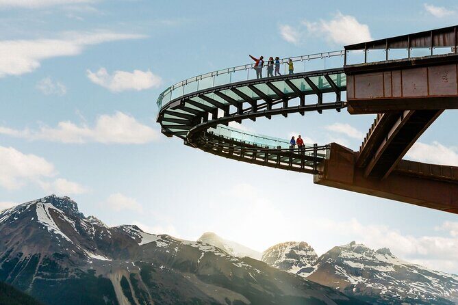 Columbia Icefield Day Tour Ice Explorer and Scenic Views by Coach - A Complete Look at the Itinerary